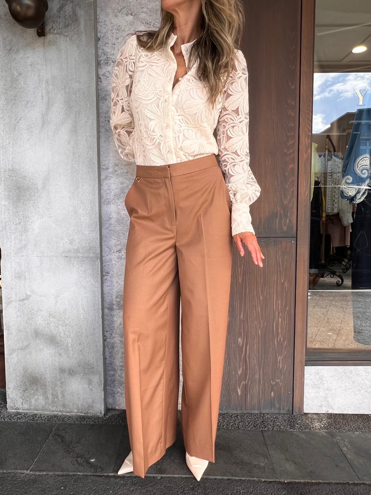 Lausanne Pant – Yvonne Bennetti