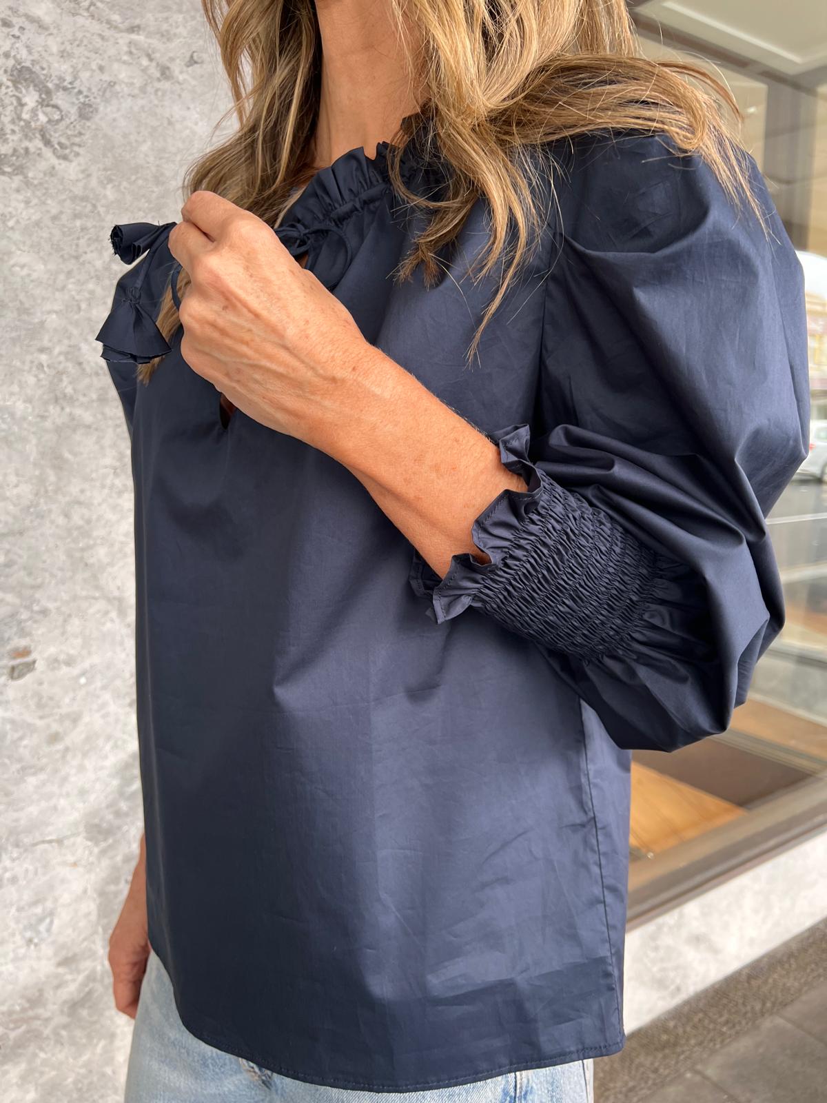 Lisbon Blouse – Yvonne Bennetti