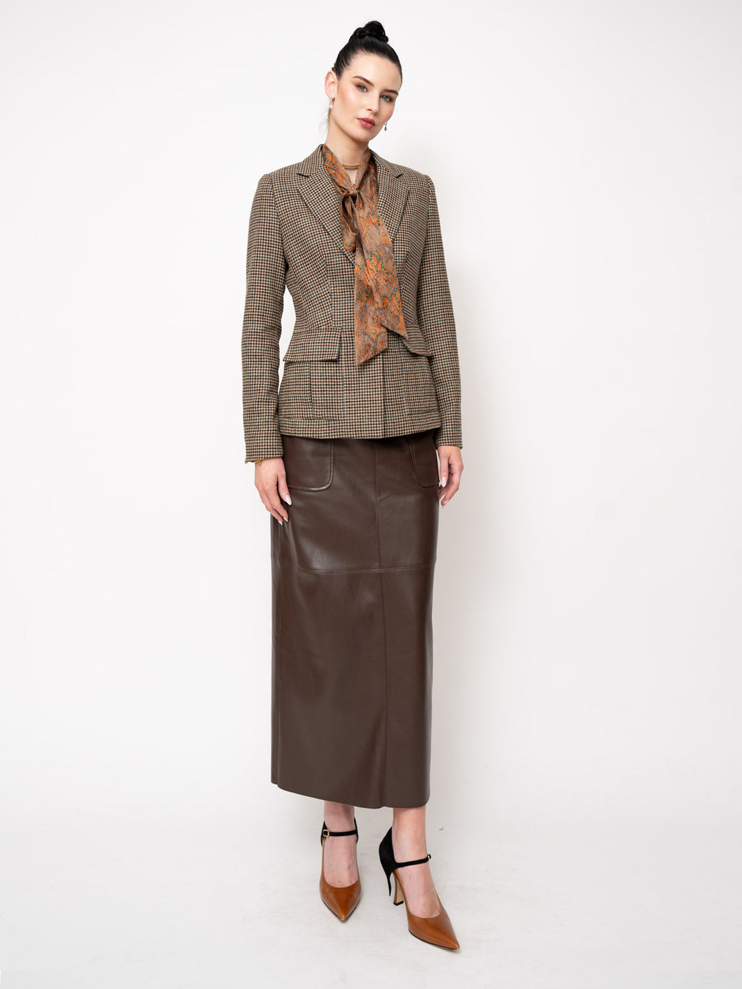 Yvonne Bennetti - Fashion Designer - Womens Fashion